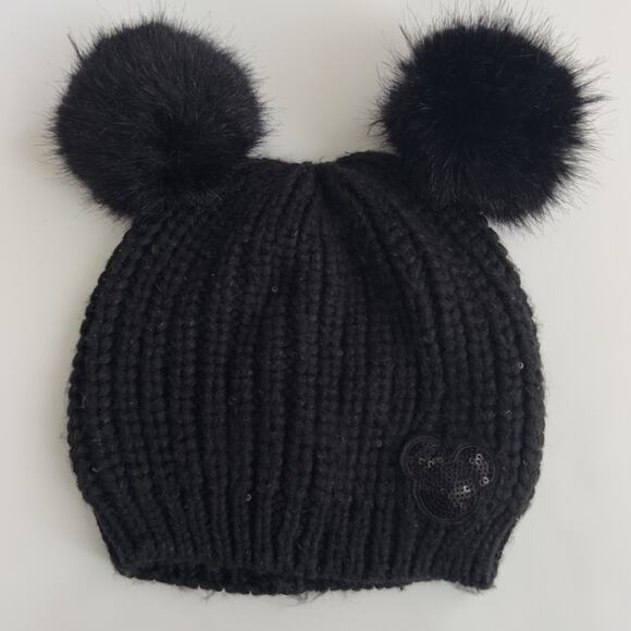 Disney | Accessories | Black Disney Mickey Mouse Chunky Knit Beanie Pom ...